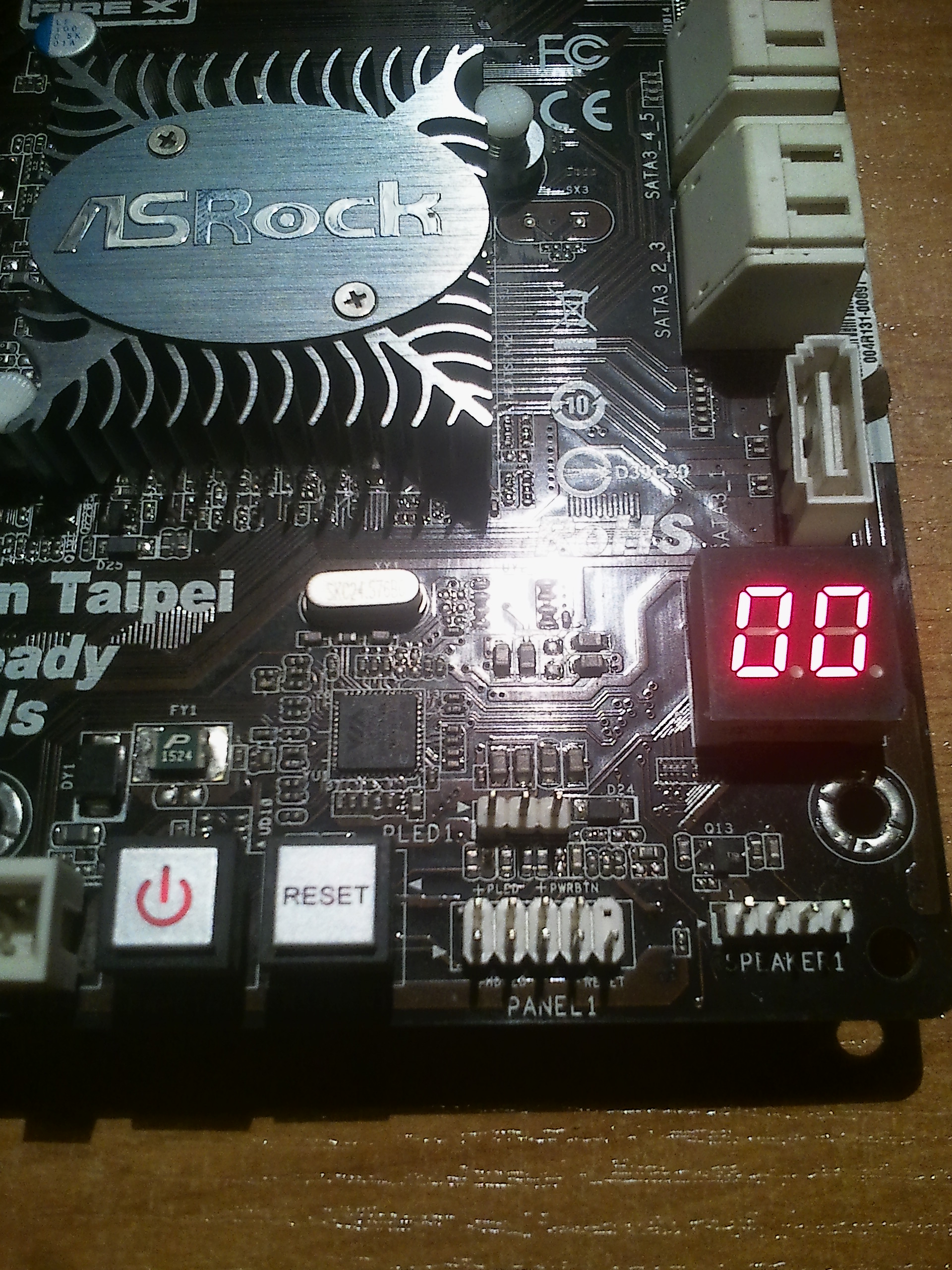 Asrock 870 Extreme 3 - Błąd 00 , Passes control to OS Loader (typically ...