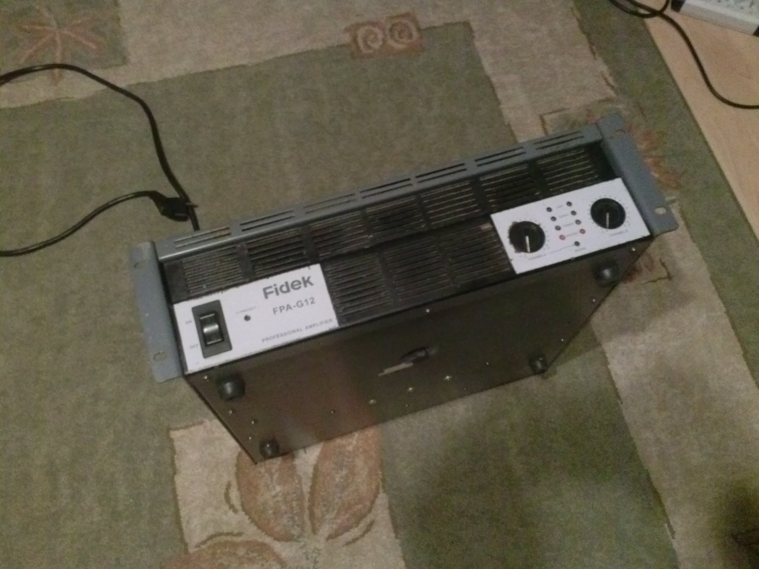 [Sprzedam] Potężną końcówkę mocy FIDEK FPA G12 2x1800W/4R