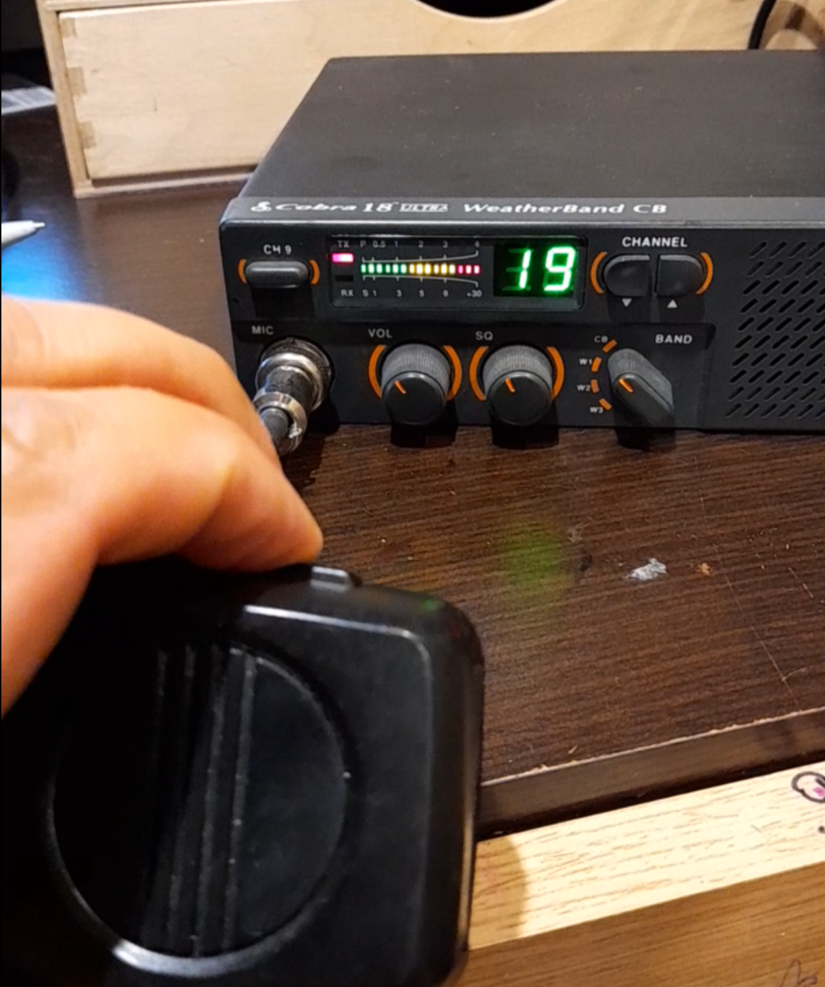 CB Radio - COBRA 18 ULTRA - Buczenie po uruchomieniu - przywrócenie do ...