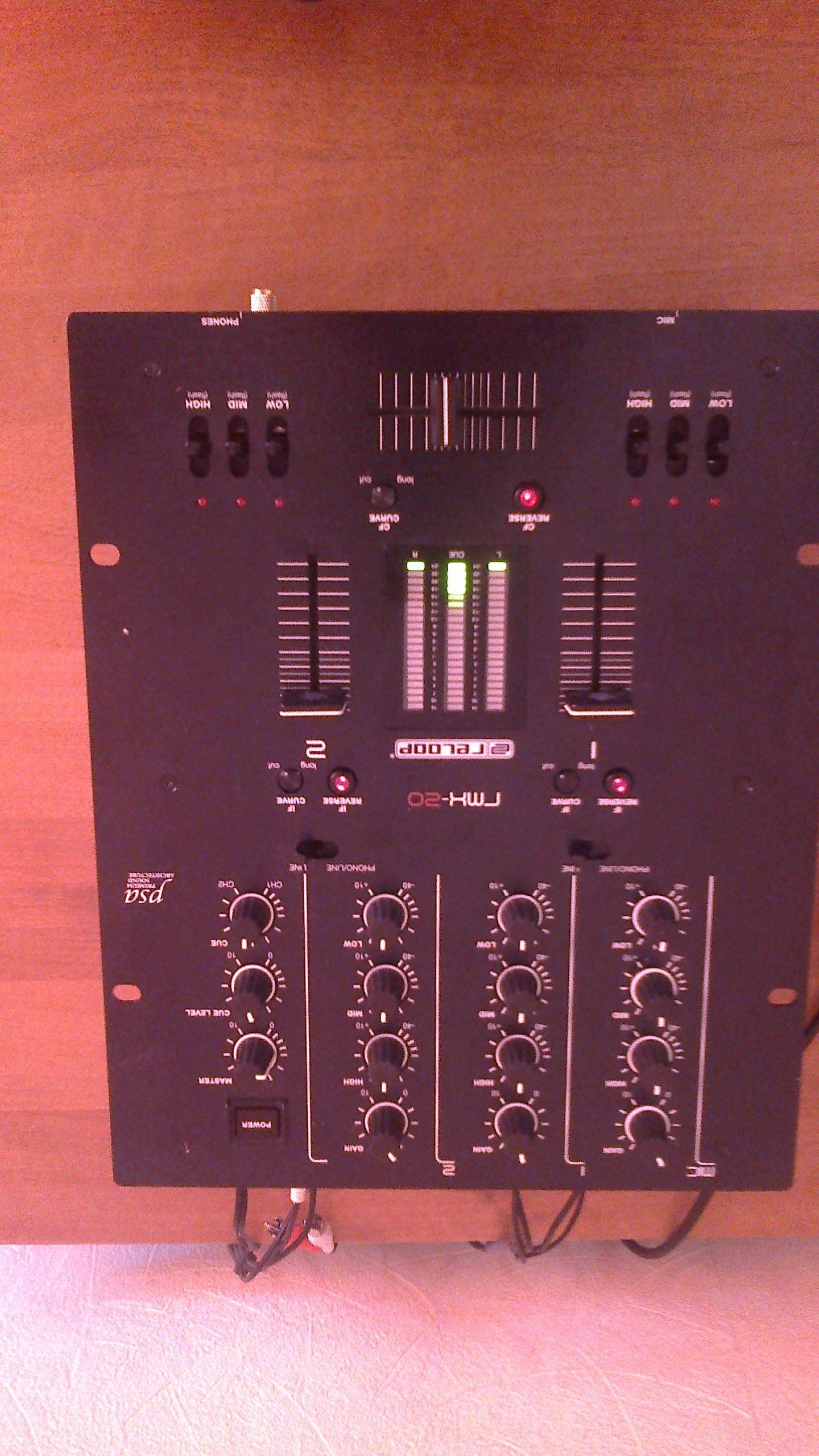 Reloop RMX20 – świecące diody Cf/If reverse, trzaski i piszczenie po ...