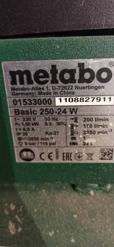 Kompresor Metabo Basic 250-24 W - zawór bezpieczeństwa otwiera się przy ...