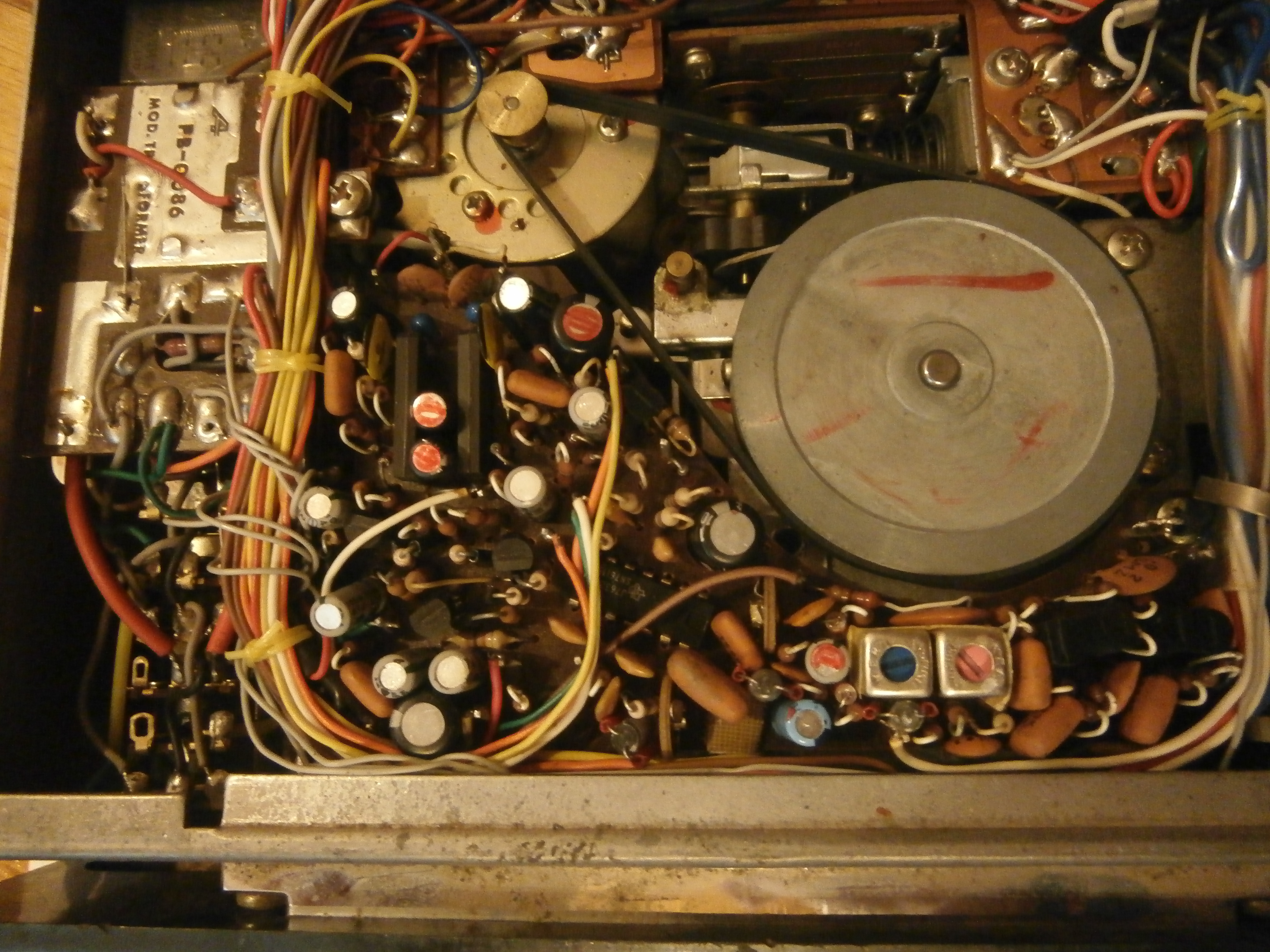 Roberts RCB-120 - Jak poprawić odbiór i zestroić antenę CB?