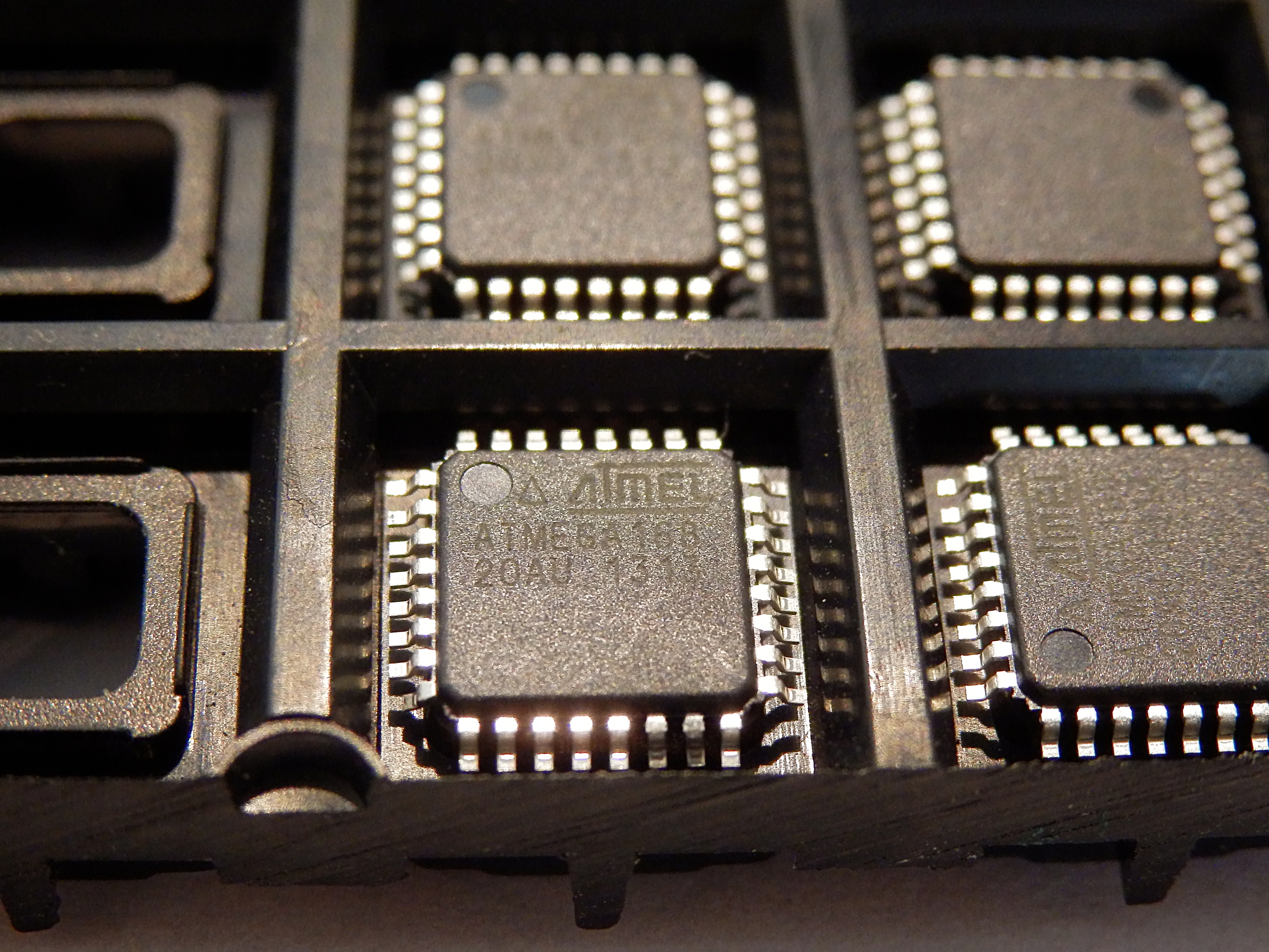 [Sprzedam] Procesory/mikrokontrolery ATMEL ATMEGA168