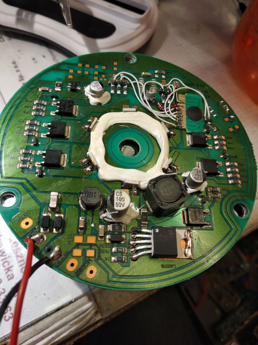 NICAR Ta1 - identyfikacja układu i naprawa spalonej lampy LED kogut