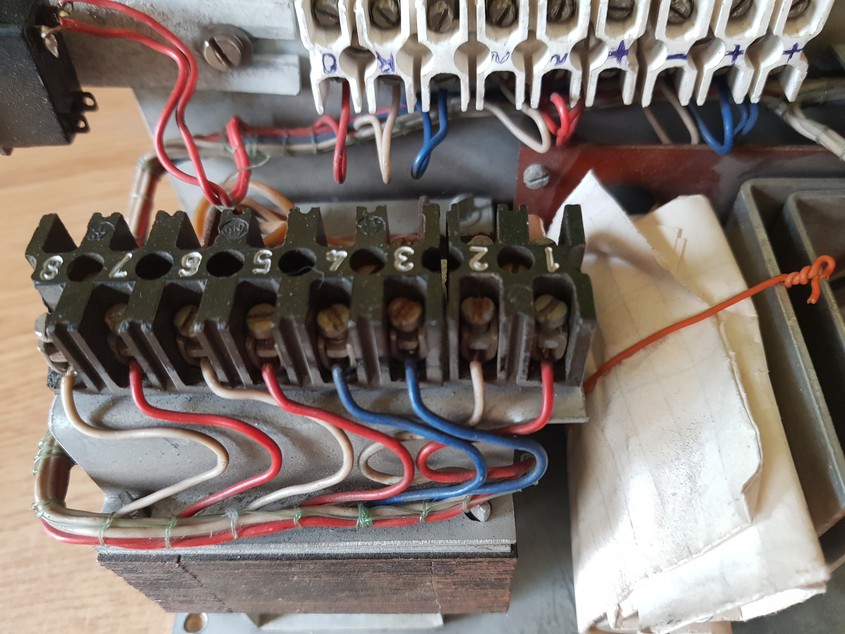 Zasilacz na TG70/72 - Co to za zasilacz, jakie są jego parametry?