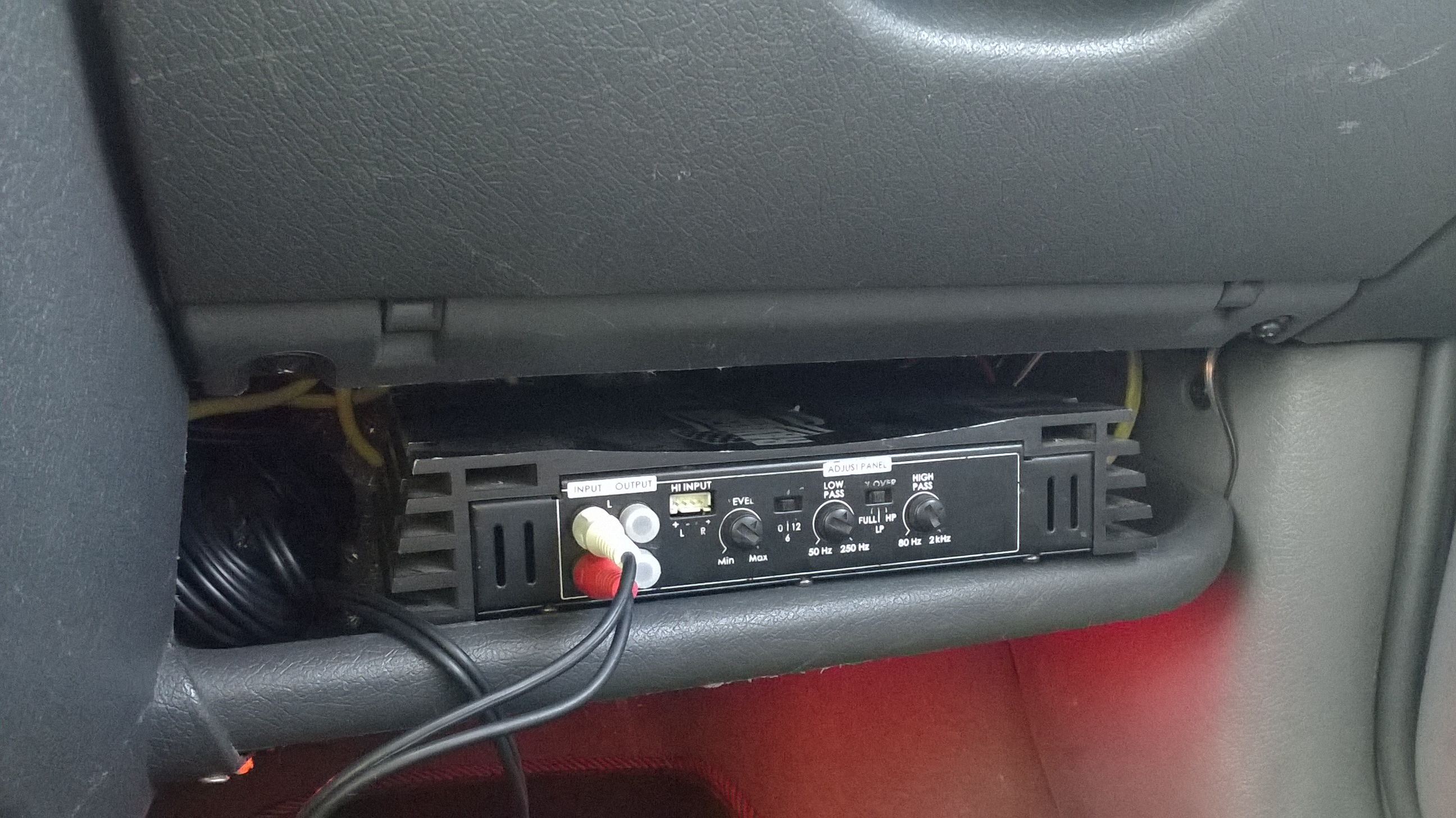 Wzmacniacz raveland xca 700-grzeje się, skrzynka mac audio mp box 300