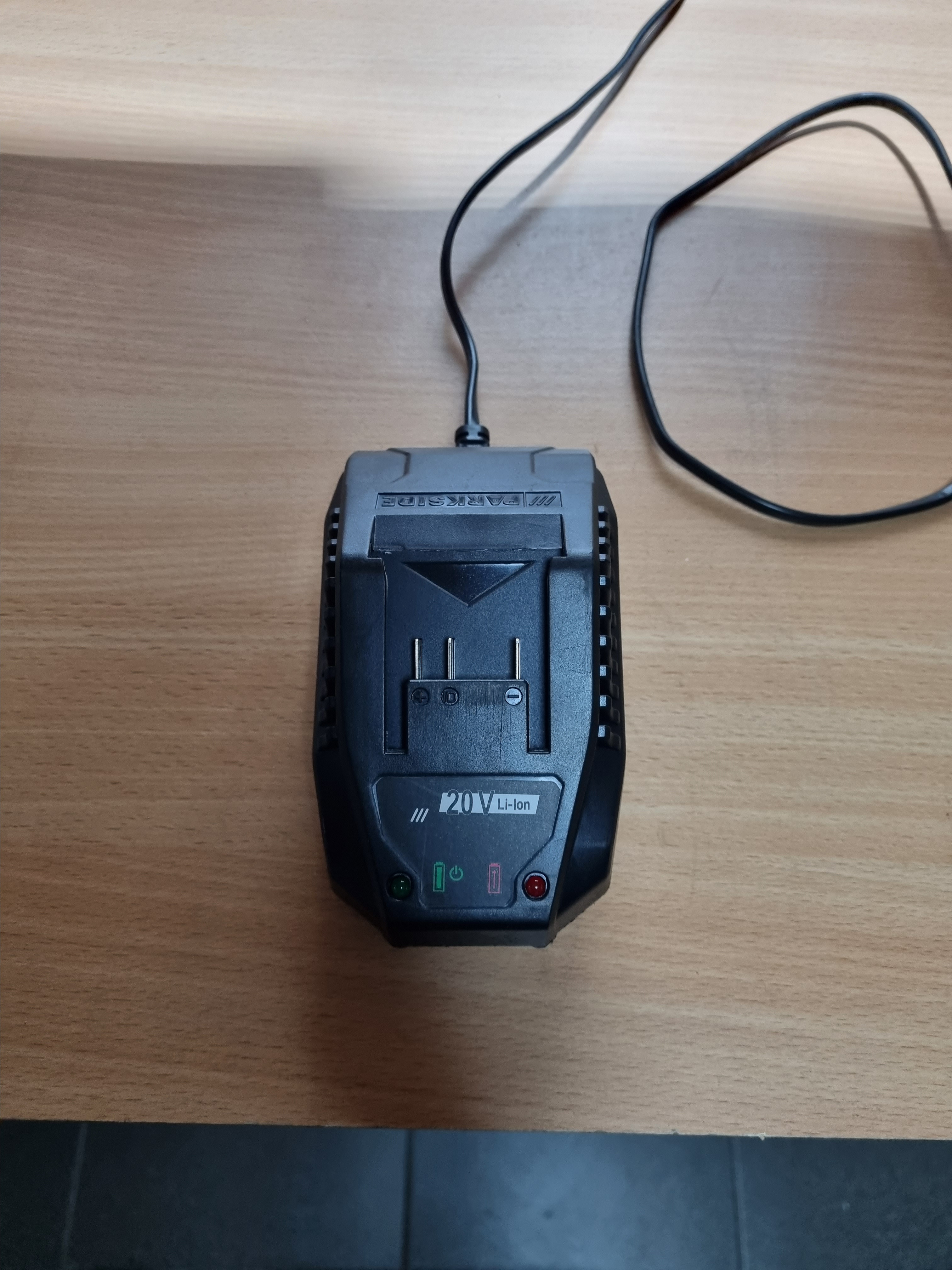 DIY Parkside Charger Repair: Fixing PLG 20 A1 with LED Issues & Photos ...