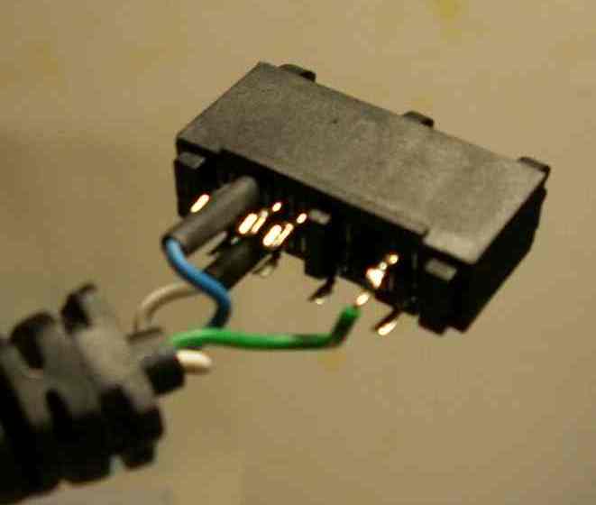 Czy kabel RS232 do SE T68 zadziała do zdjęcia simlocka z SE T630?