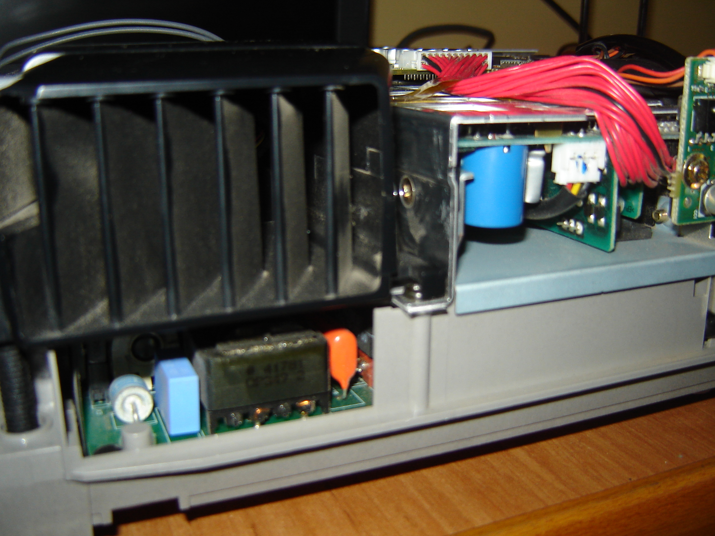 Jak uruchomić projektor Infocus LP340 bez lampy i zasilacza? - 46