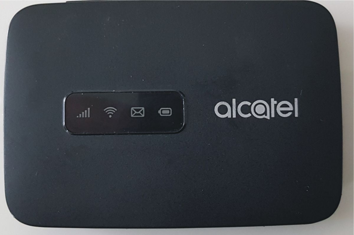 ALCATEL router mobilny – czy działa bez akumulatora tylko na zasilaniu USB?