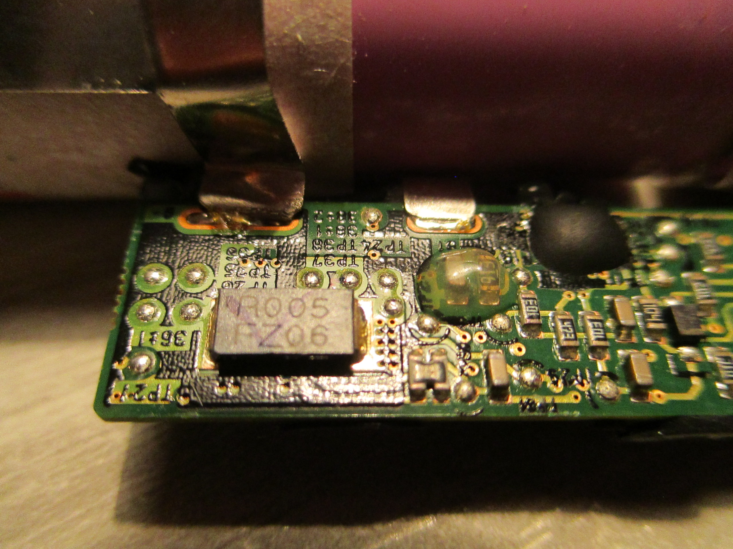 [Zlecę] reset elektroniki m37512 w baterii laptopa HP