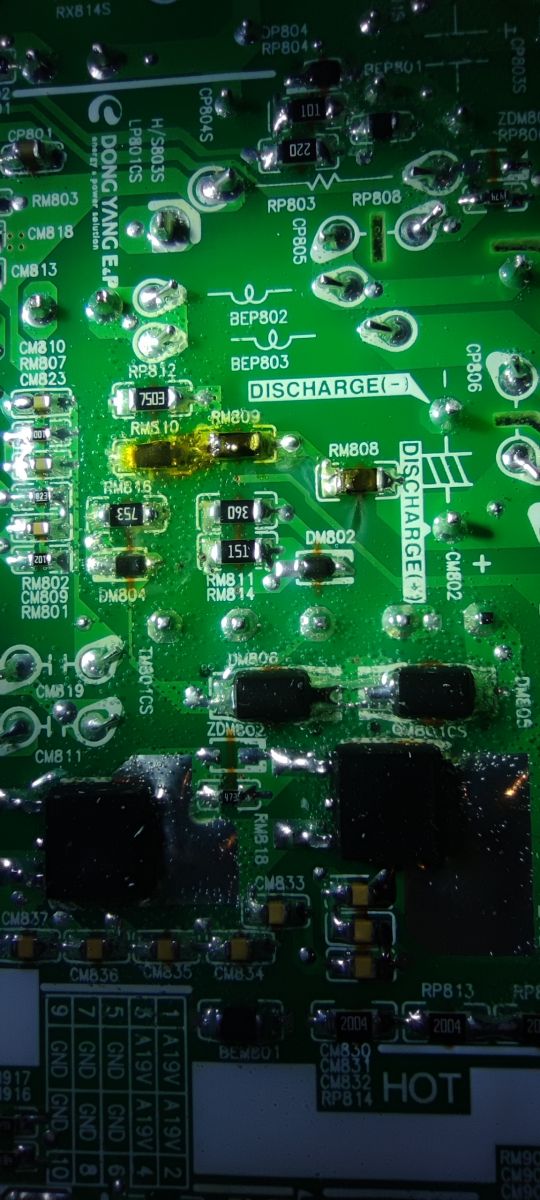 Wartości rezystorów RM810, RM809, RM808 w Samsung QE32LS03B Frame ...