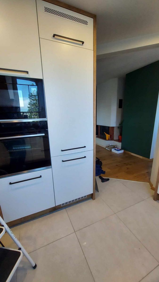 Electrolux LNS6TE19S - odmowa wymiany lodówki z powodu zabudowy