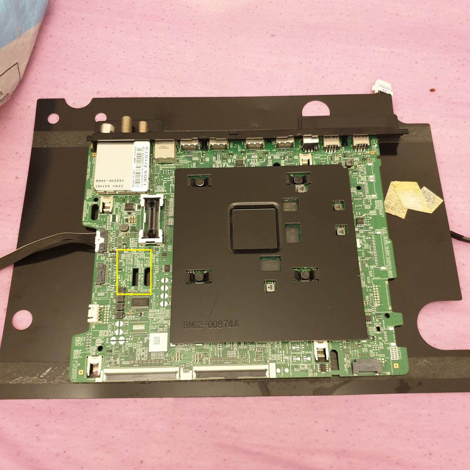 [Rozwiązano] Samsung QE43Q60RAT - Zaniżona jaskrawość w 1/3 ekranu ...