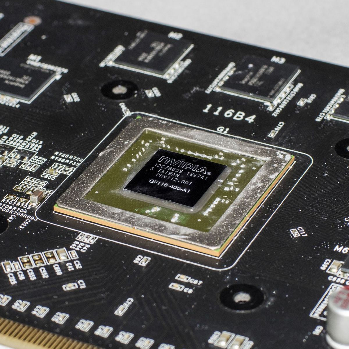 GTX 550TI - Wymiana Mosfetów Zasilających GPU/VRAM: 4937n, 4921n, SUHMS ...