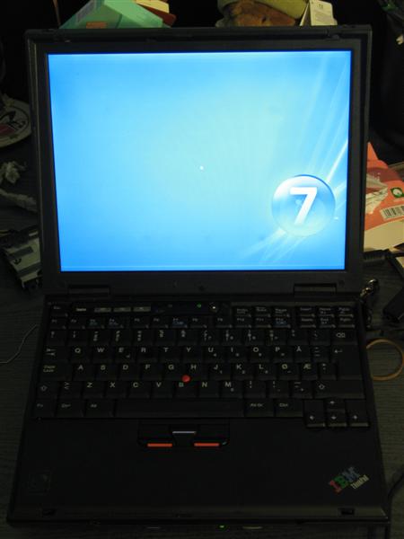 [SPRZEDAM] IBM X20 600/192/30 12" Dock CD FDD