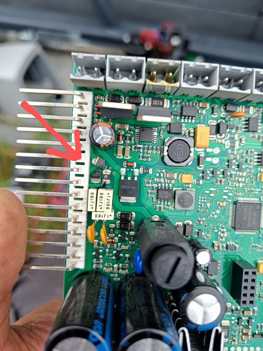 Identyfikacja uszkodzonego elementu centrali Nice RBA3 Robus