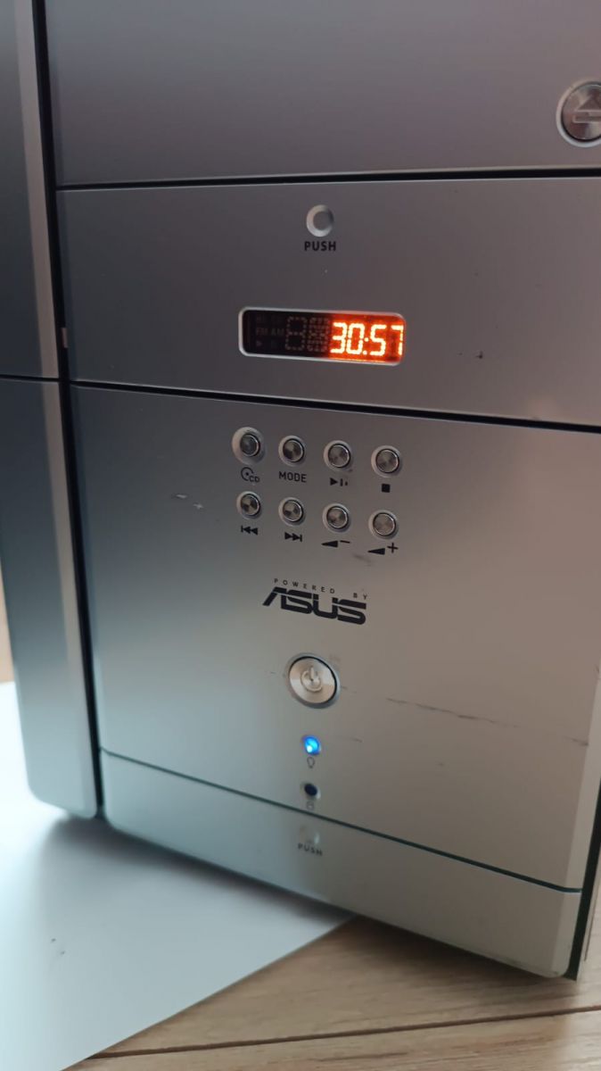 [Rozwiązano] Nie uruchamia się Asus Terminator 2: wentylatory na max ...