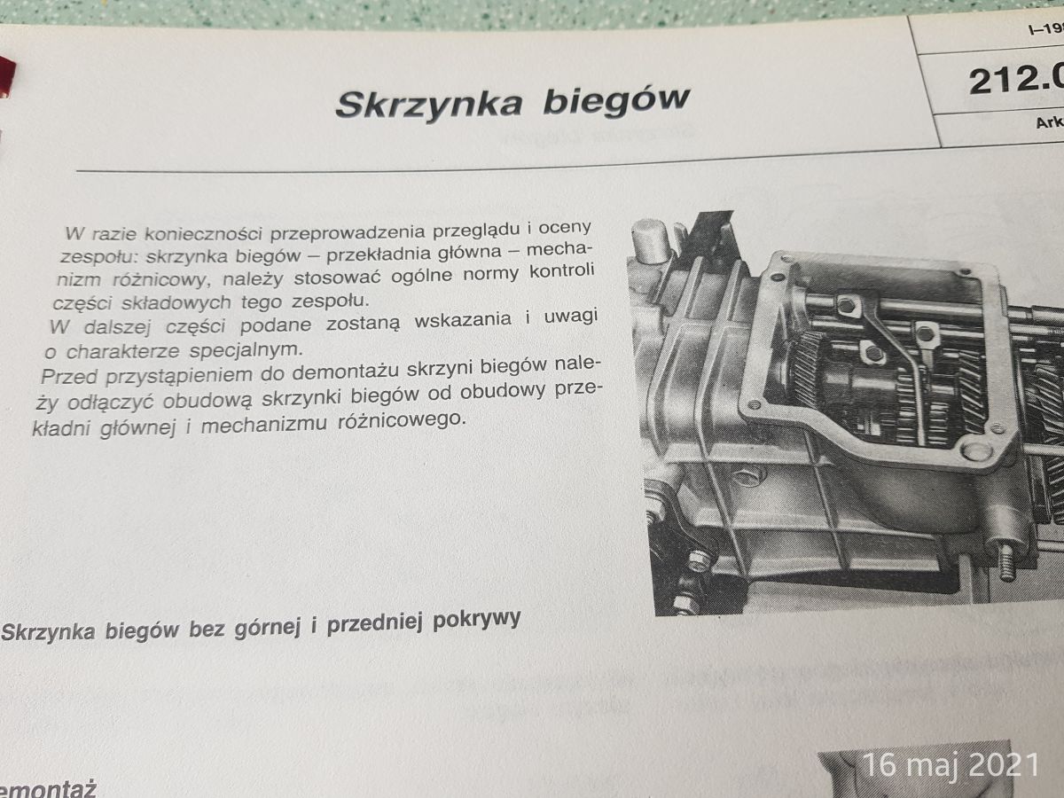 Czy brak śrubki w skrzyni biegów w Fiat 126p ELX czymś grozi?