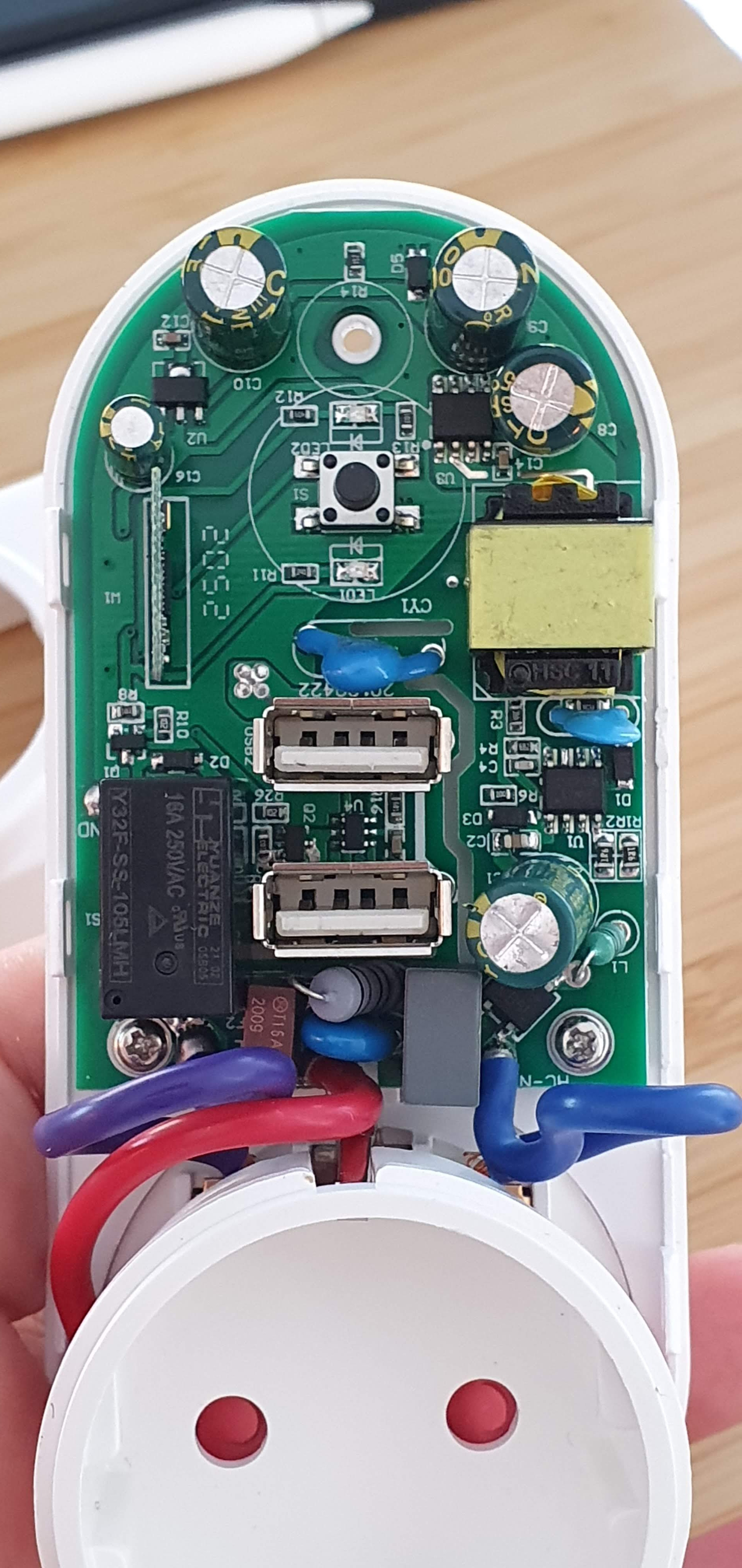 BSD31 plug with dual USB charging ports BK7231 teardown