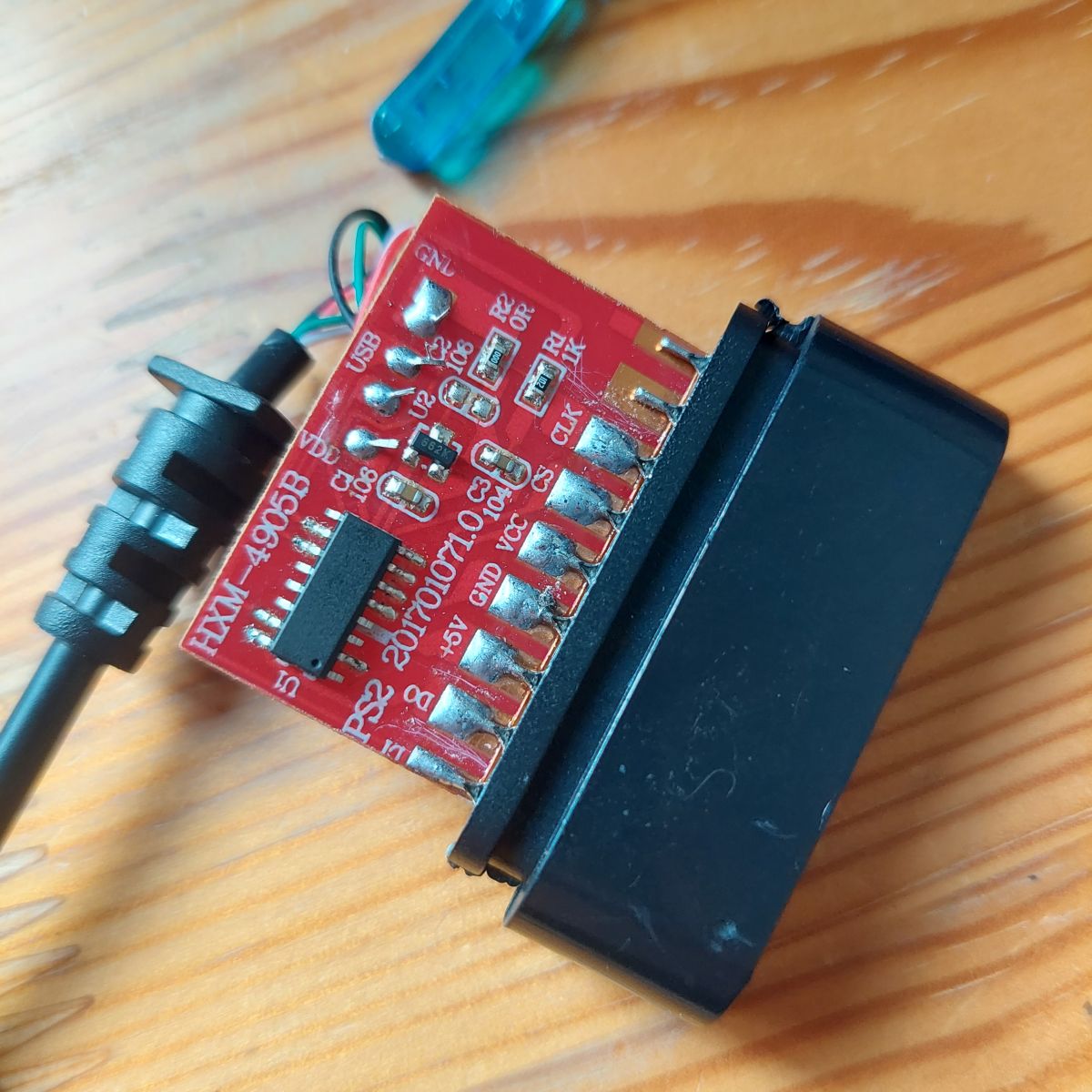 Adapter z dualshock 2 i 1 na usb śmierdzi spalonym plastikiem