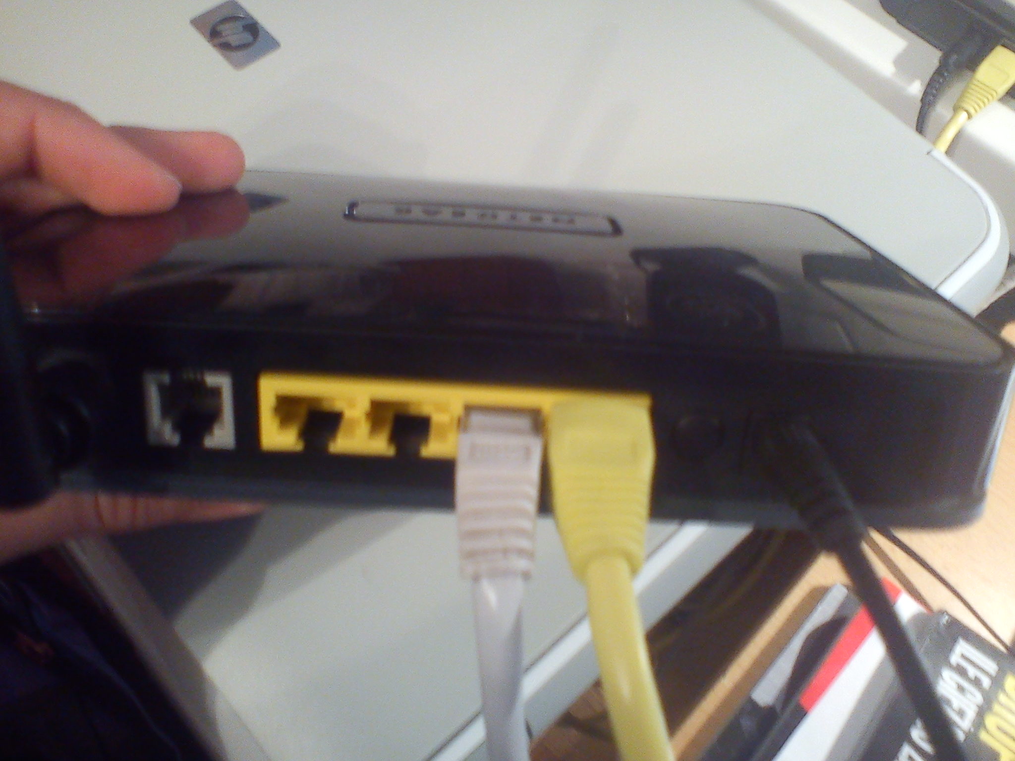 Jak podłączyć router TP z wejściem RJ-11 do modemu z wyjściem antenowym ...