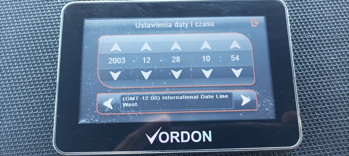[Rozwiązano] Nawigacja Vordon - niewłaściwe ustawienie godziny po ...