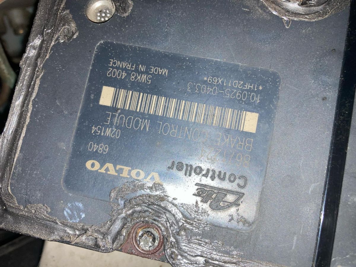 [Rozwiązano] Volvo S60 2002 2.4 benzyna - błędy na desce, wymiana i ...