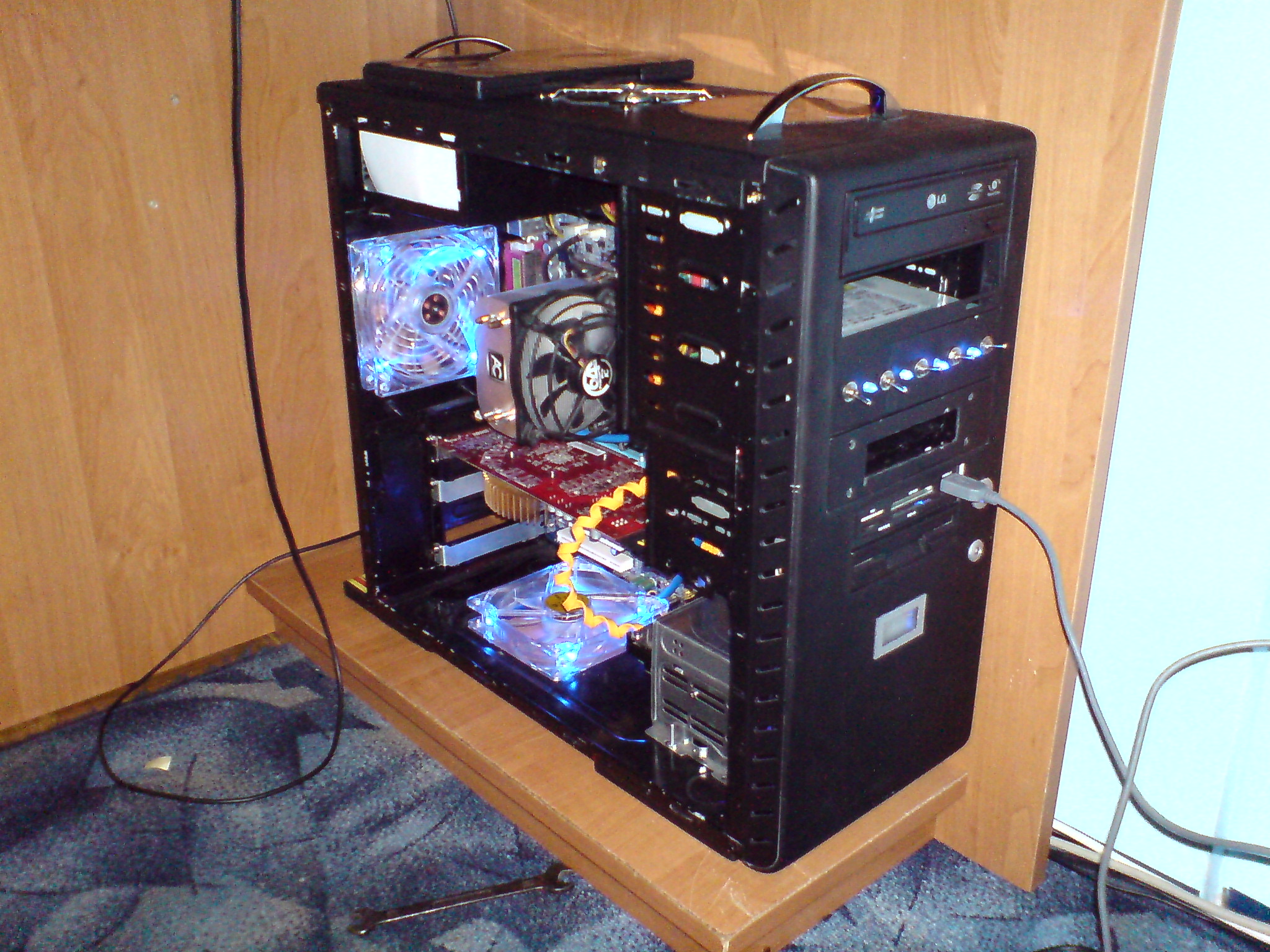 Jak zacząć modding obudowy PC? Narzędzia, materiały, wycinanie okna